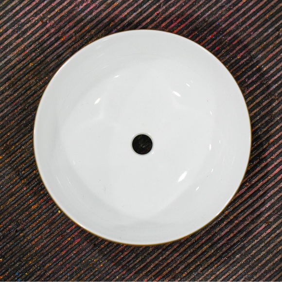 Art | Taiwanese Porcelain Pot By Xing Rong Yi | Poshmark